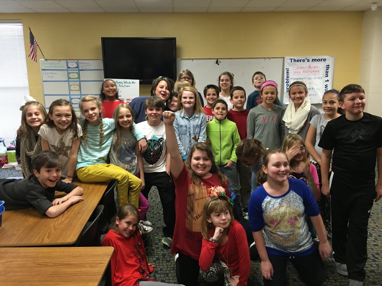 Trendy Mindy and Her Loves...: 5th Grade Christmas Party!