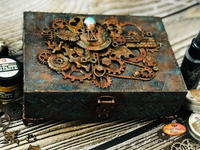 Anat Weksler: Steampunk Box Video tutorial for MMP