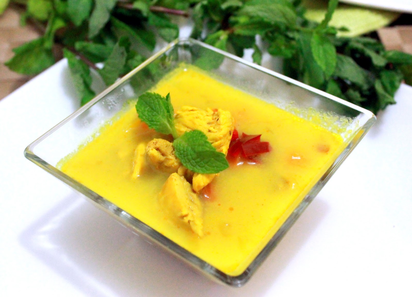 El capricho saludable: Curry amarillo con pollo - Crema di curry con ...