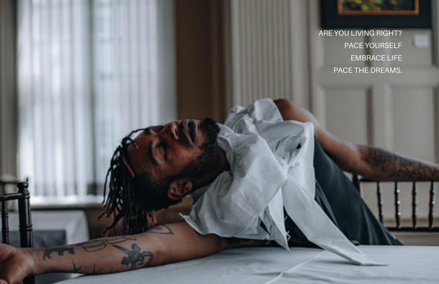 Richard Saenz explora la libertad en volúmenes para su colección de ...