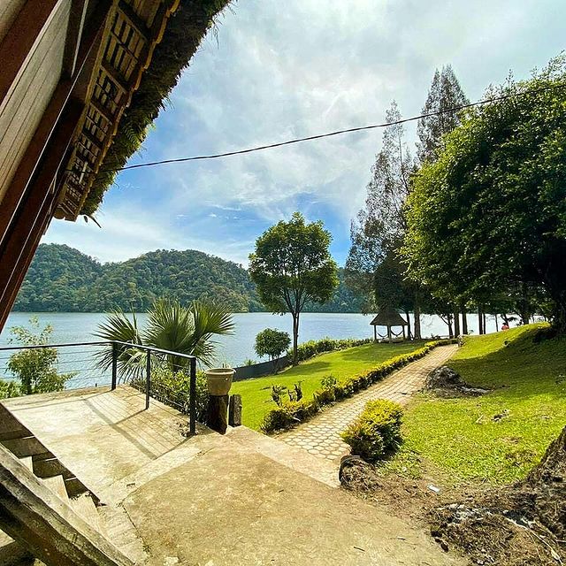 Danau lau kawar ,Villa Mari Pro Lau Kawar nan indah dibawah kaki Gunung ...