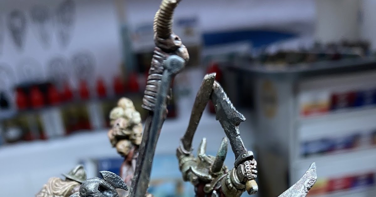 iron mitten: Orc Command Bases