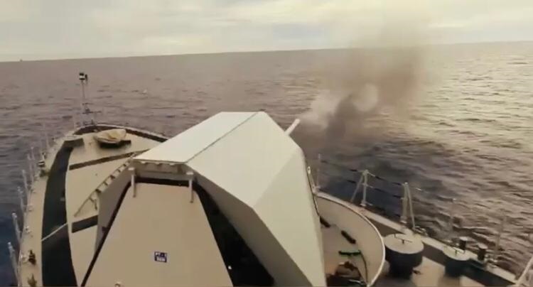 DEFENSE STUDIES: KRI BKO Guspurla Koarmada II Laksanakan Gunery ...