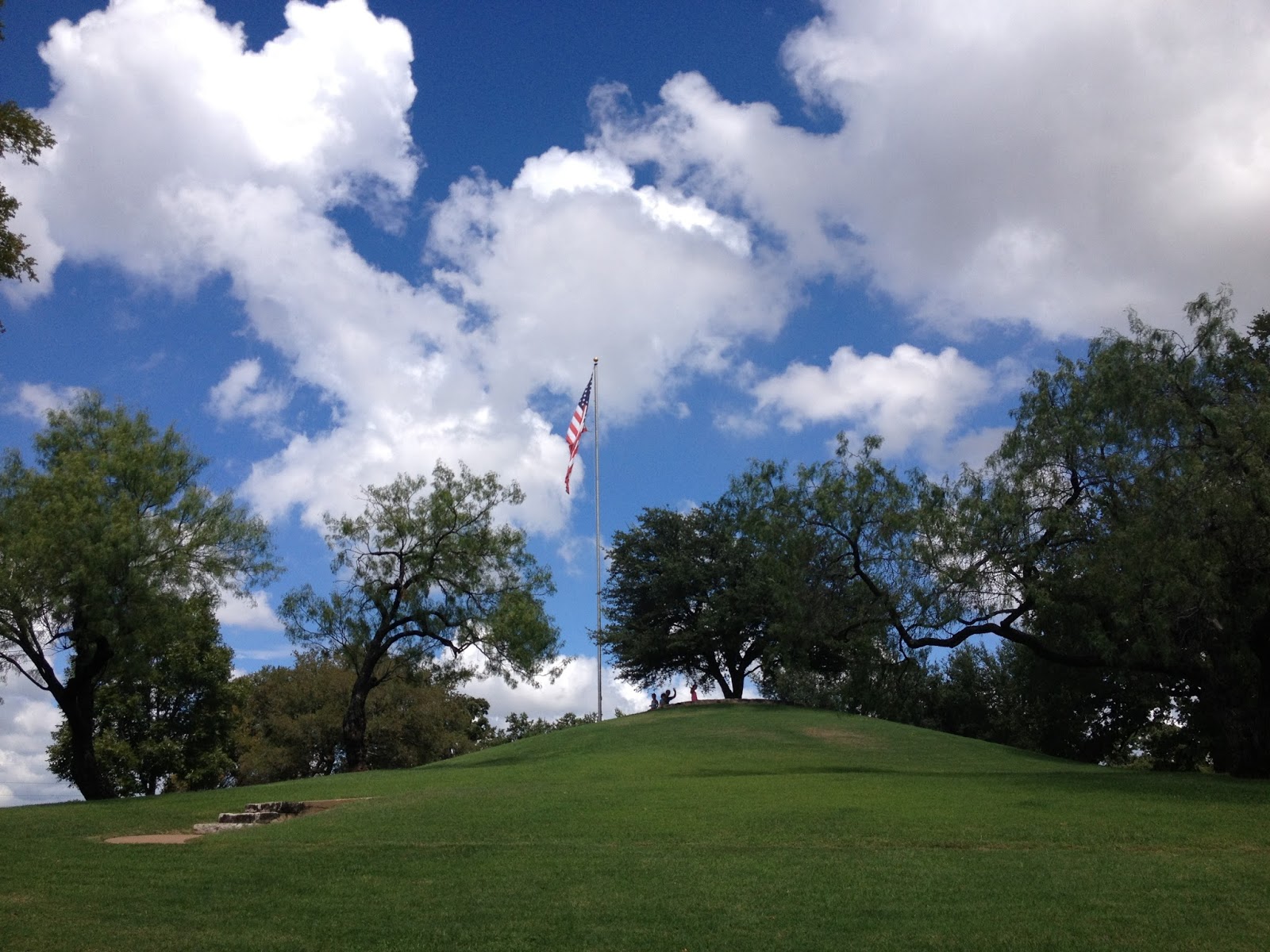 Austin - Relive History at the Texas State Cemetery - Austin