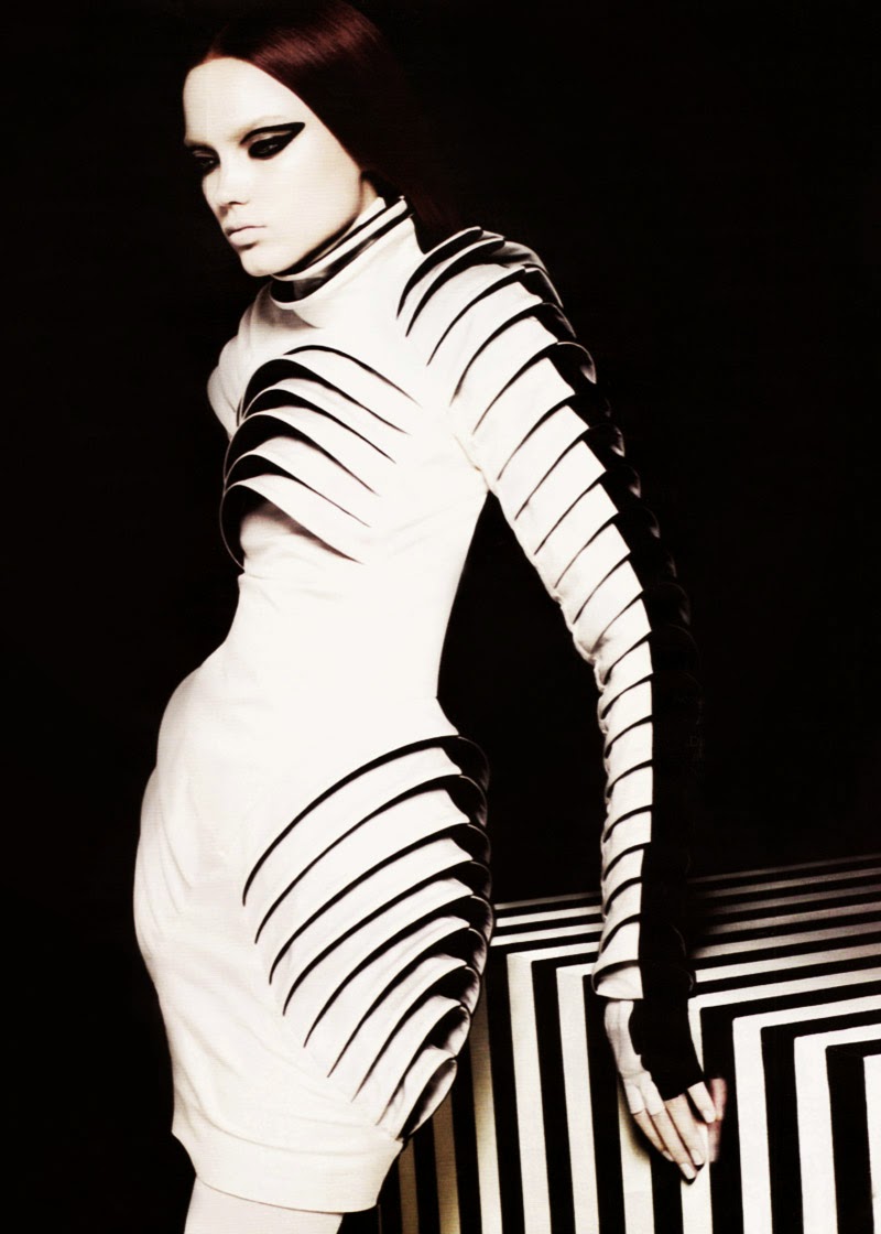 design-dautore: Gareth Pugh Fashion Designer
