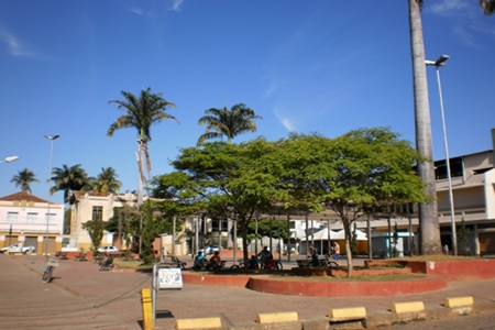 Rio Casca e Região: Rio Casca: Belezas e Contrastes