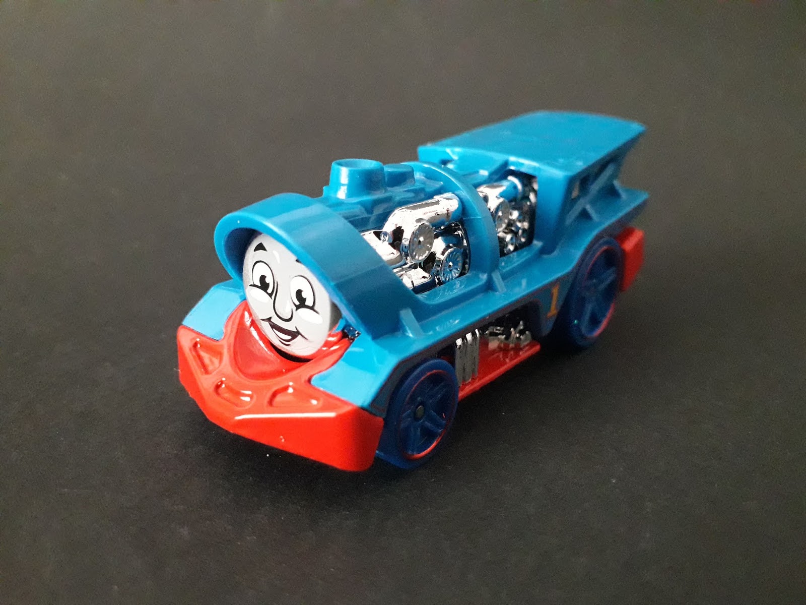 My Best Toys: Hot Wheels - Thomas and Friends - Loco Motorin´...