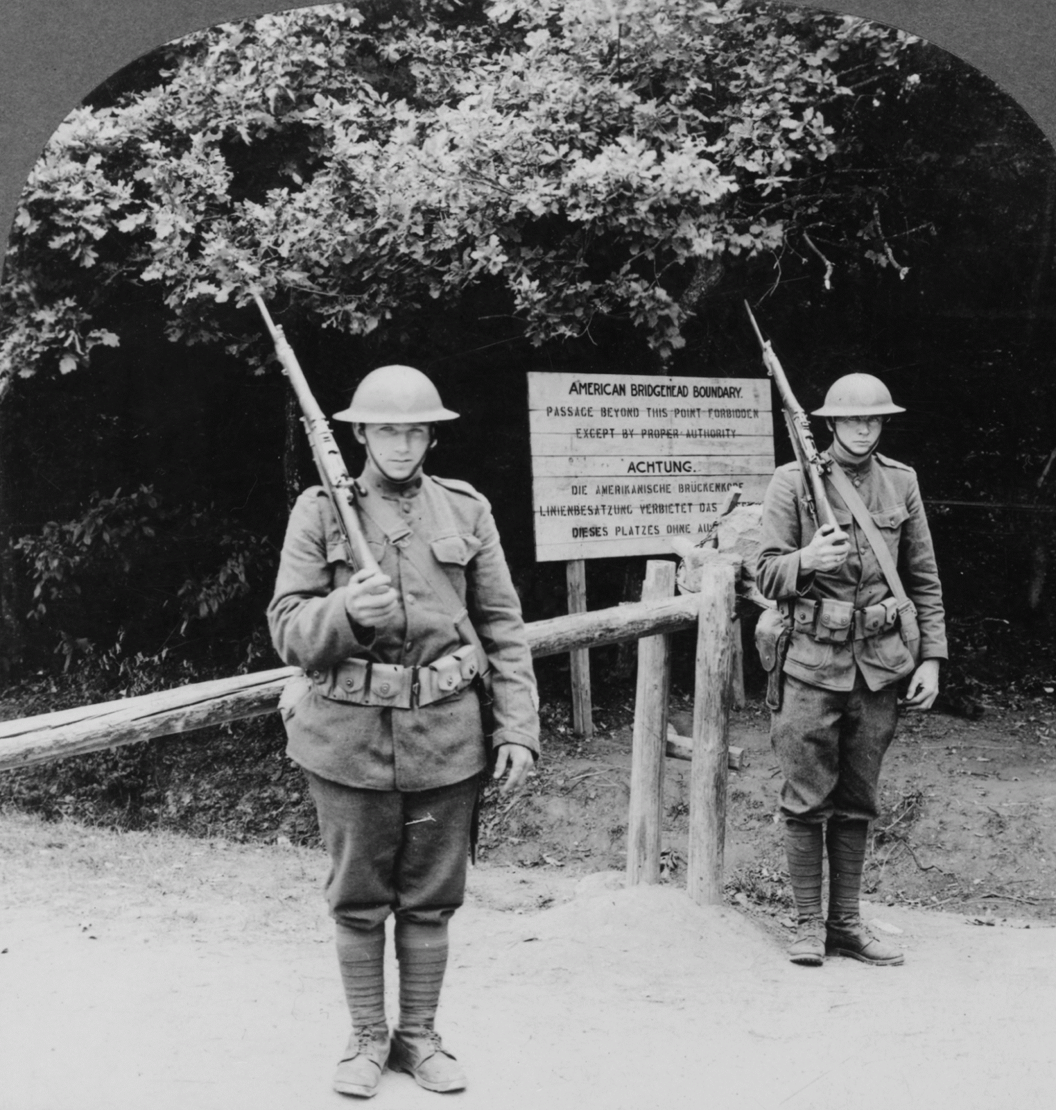 The Chubachus Library of Photographic History: American Soldiers ...