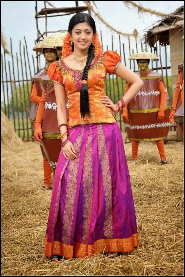 Actress HD Gallery: Tamil Actress Pranitha Subhash Latest cute HD Image ...