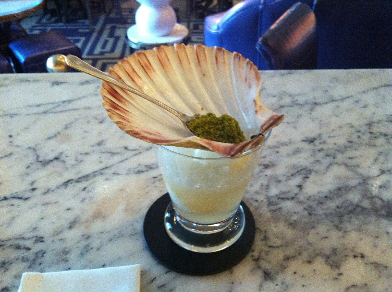 My brain: Girl from Ipanema, el efecto mariposa... by Román Foltán.