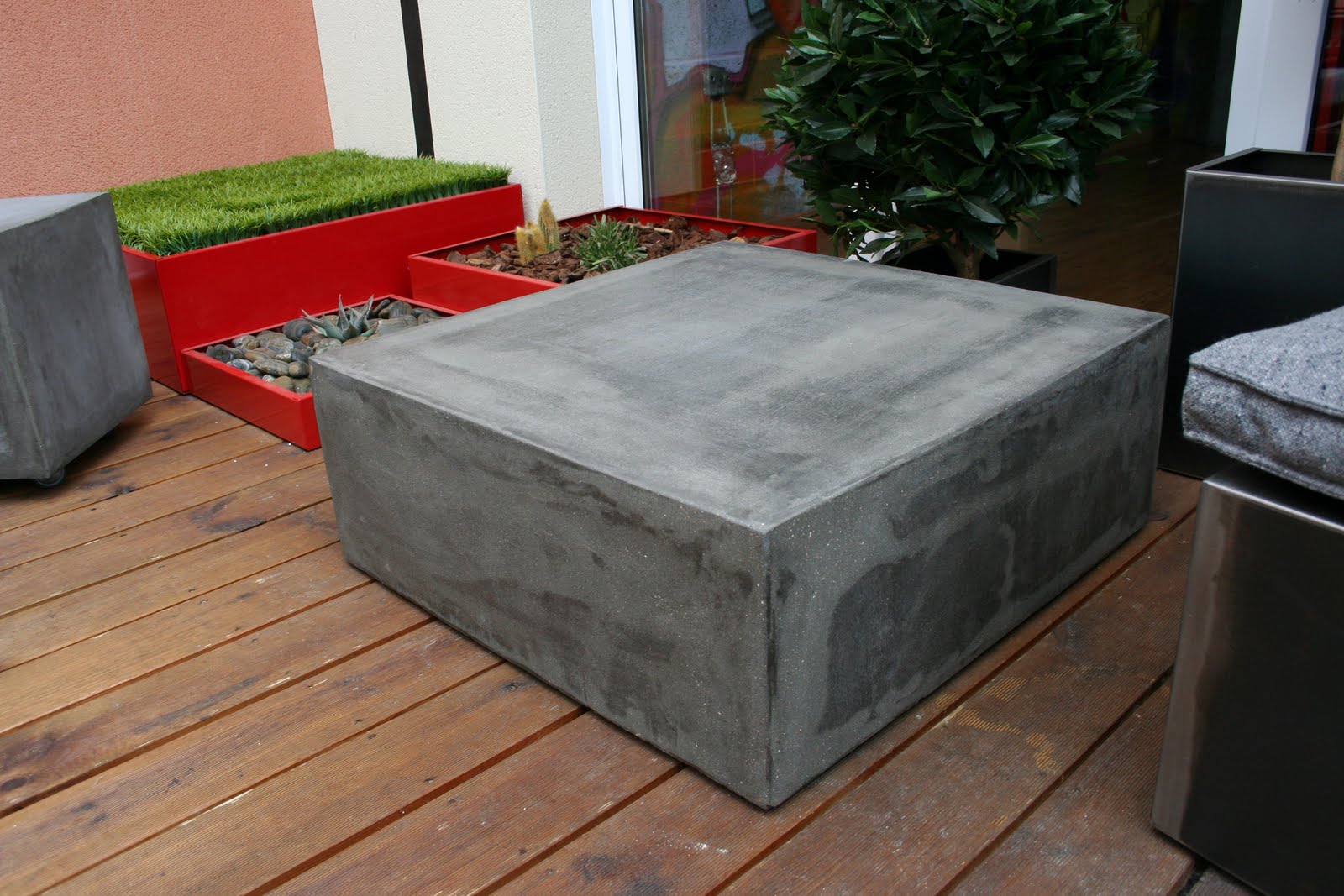 TABLE BETON.COM: La table béton cube