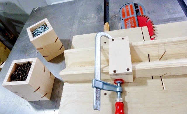 Jax Design: Angled Spline Jig and Making Boxes