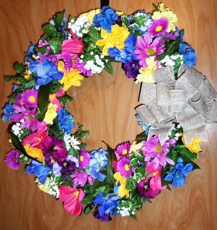 DEBBIE-DABBLE BLOG: Wreaths, Embroidery, Garden Containers, a Moth and ...