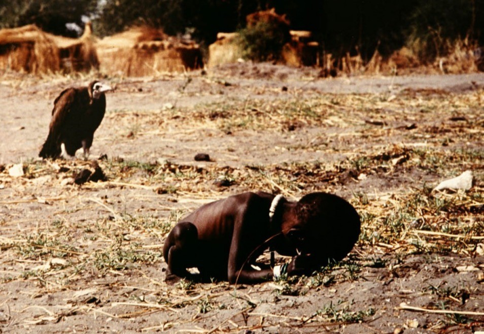 Kisah Karya Sang Fotografer Kevin Carter yang Berakhir Tragis, Ia Bunuh ...