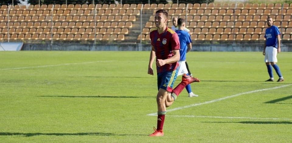 Atacante Gabriel Morais comemora primeiro gol pelo FC Alverca ~ O ...