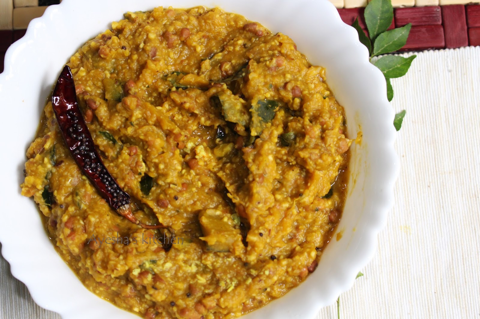PUMPKIN ERISSERY - KERALA SADHYA RECIPES WITH PUMPKIN AND RED BEANS