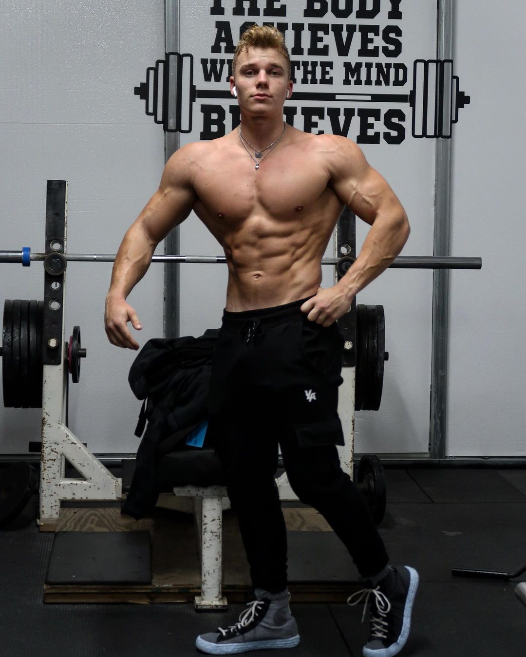 the beauty of male muscle: Joseph