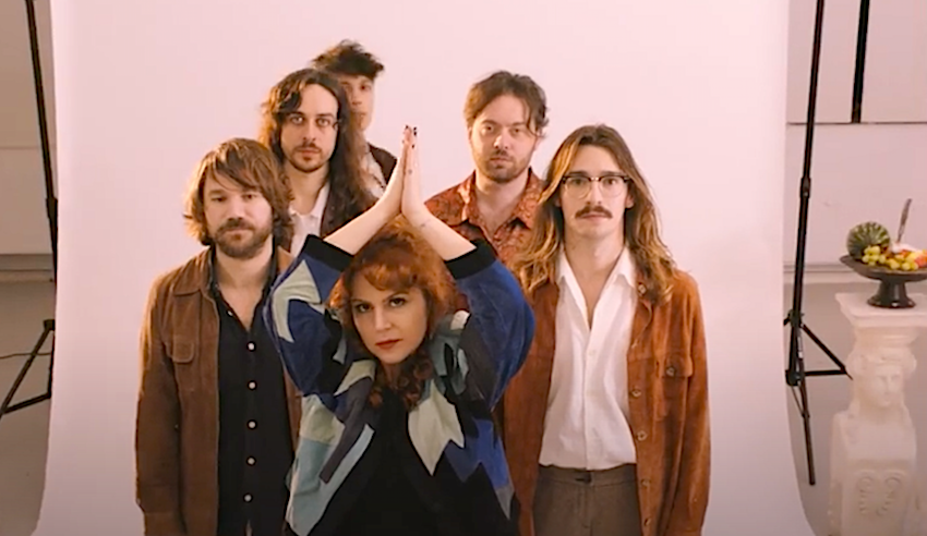 The Perlich Post: Watch Altin Gün's intriguing video for "Yüce Dağ Başında"