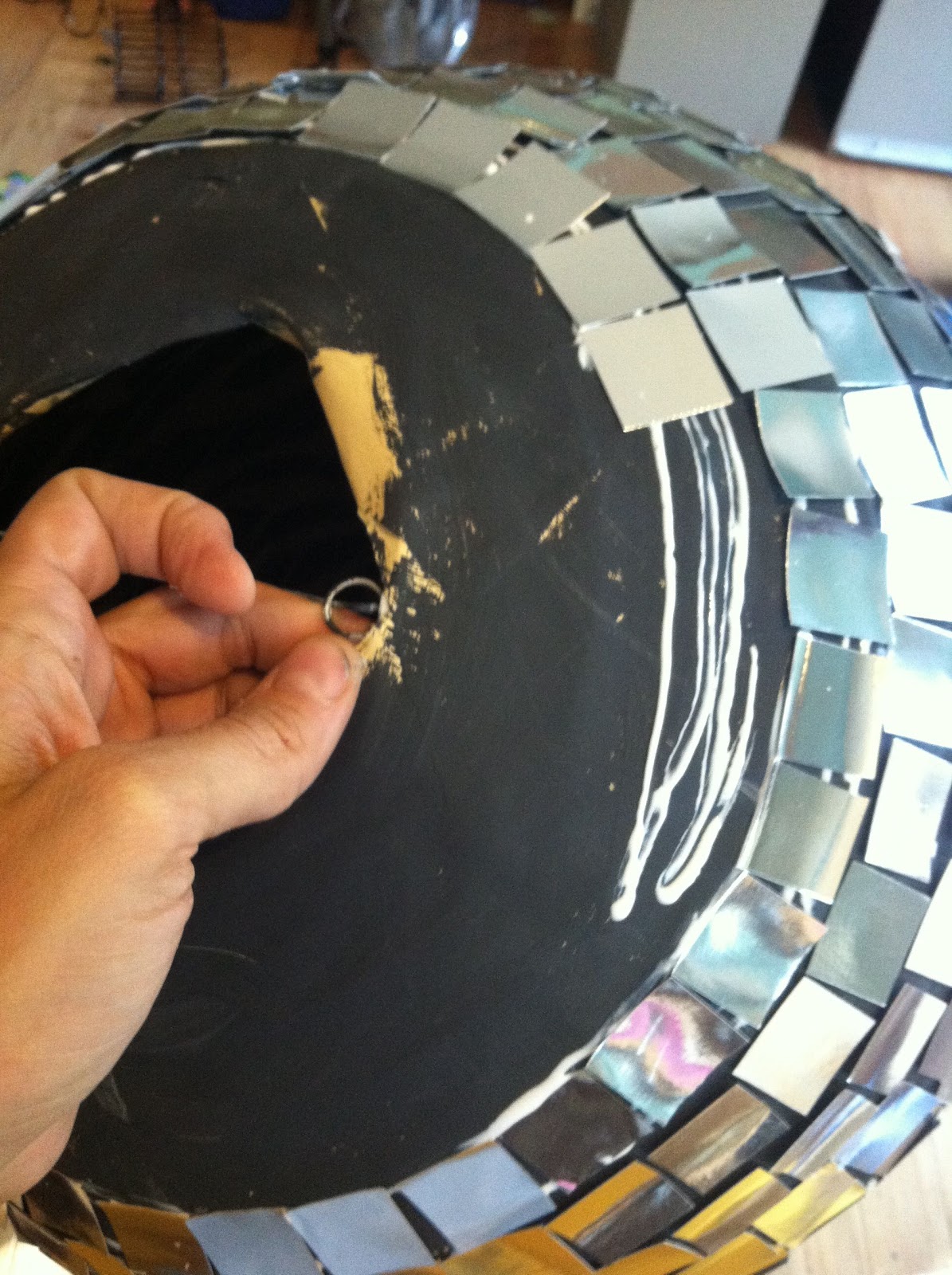 Handmade Pretties: Do It Yourself: Disco Ball Pinata