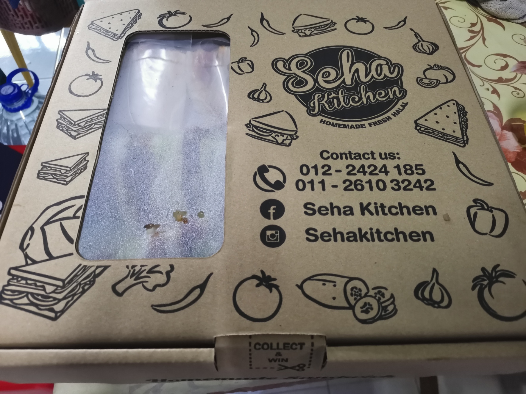 Taaadaaaaa......... hahah tengok kotak pun dah lebih kurang garsa je kan😂