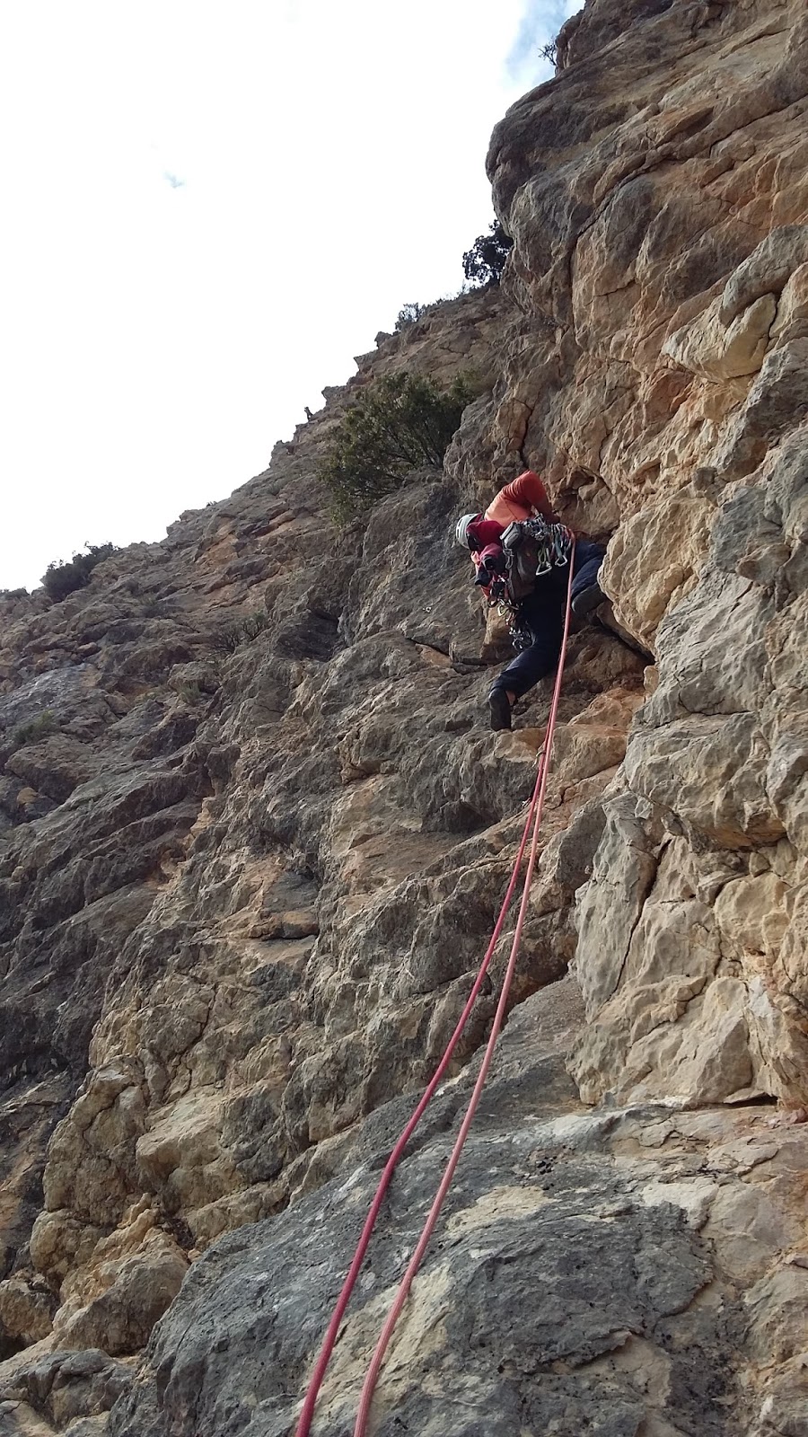 LO GALL: EVA BAEZA 370m. 6a/A1 OBLIGAT-TERRADETS