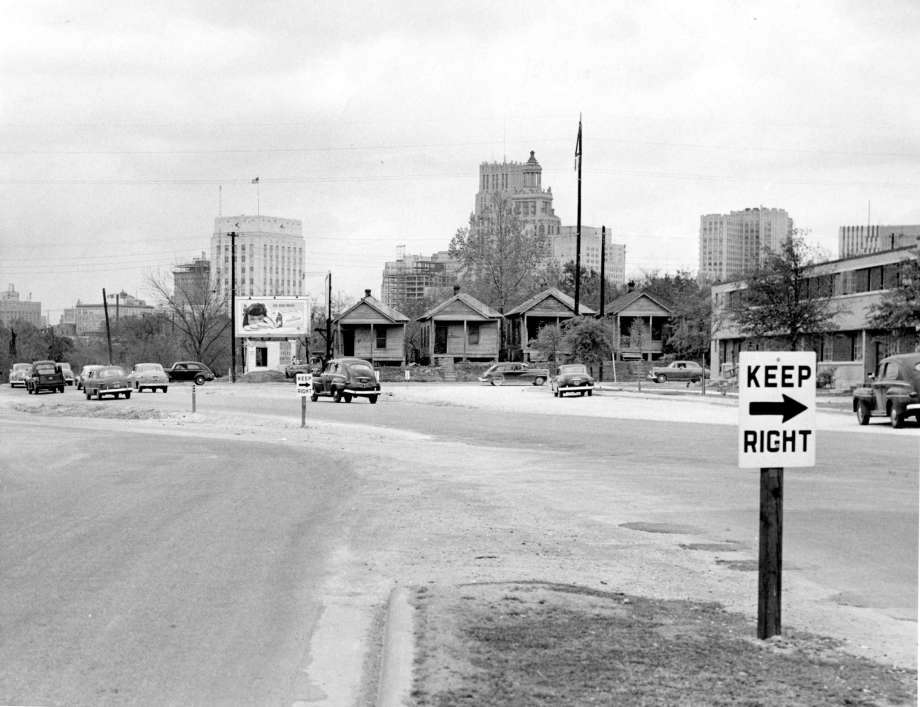 Old Photos Captured Street Scenes of Houston, Texas in the 1950s ...
