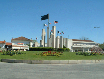 Inside Portugal: A roundabout on each corner