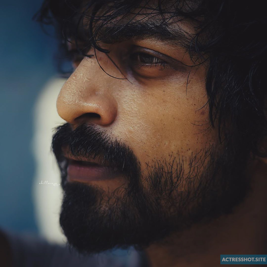 Arjun Das Photos Stills Gallery - Arjun Das New Movie Stills (Master ...