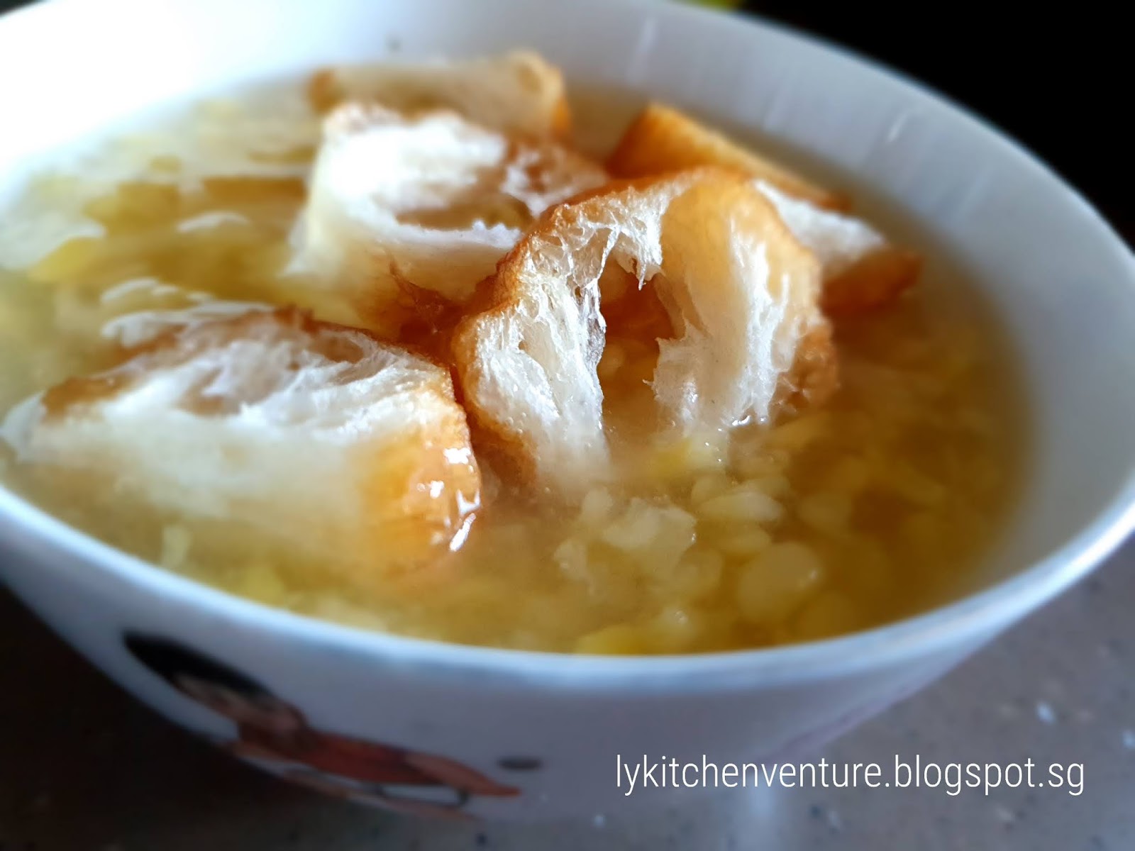 LY's Kitchen Ventures: Tau Suan (Split Mung Bean Soup) 绿豆爽
