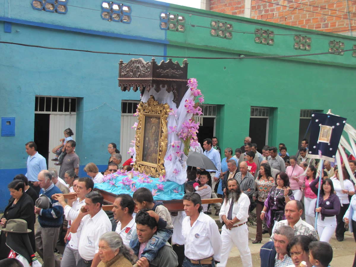 Por tercera Vez: Sacrilegio en Templo Parroquial de Guaca, robadas ...