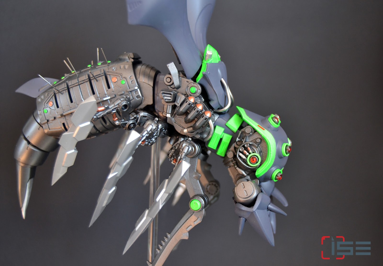 Modeler Made a Mecha Insect from GunPla Parts!