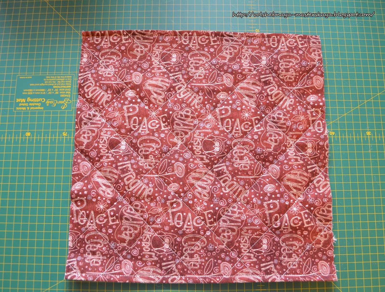 Cosmetic bag with openwork zipper. Tutorial ~ DIY Tutorial Ideas!