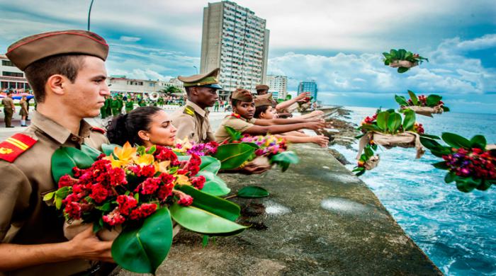 Cuba Journal: Una Flor Para Camilo