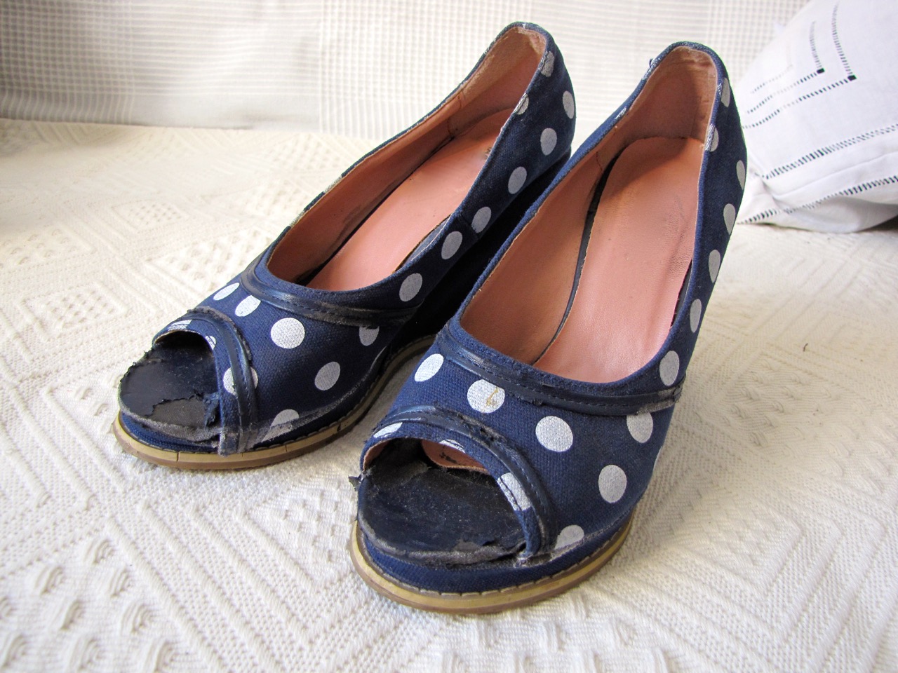 Of Dreams and Seams: Recycling Shoes? Why yes of course!