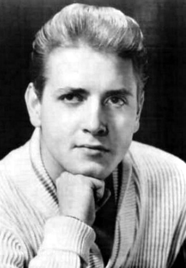 The Rock 'n' Roll Legend: 40 Old Pics of Eddie Cochran in the 1950s ...