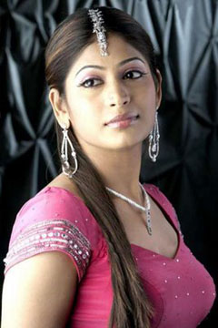 Vijayalakshmi Boss Engira Baskaran