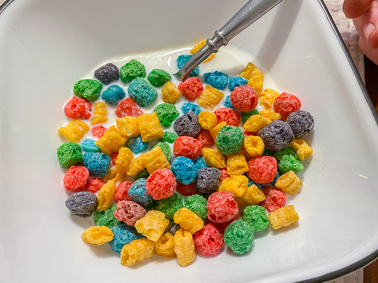 Tales of the Flowers: Smartfood Cap'n Crunch's Crunch Berries Popcorn ...