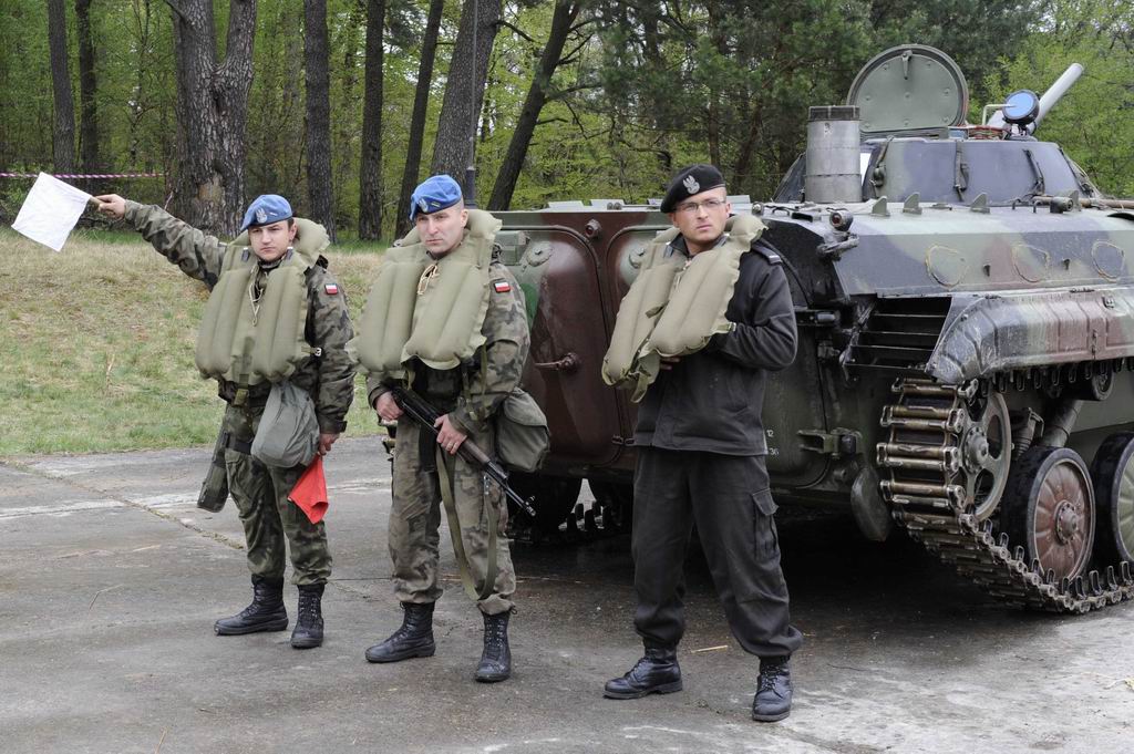 Blog Militarny: Polish BWP 1 in action