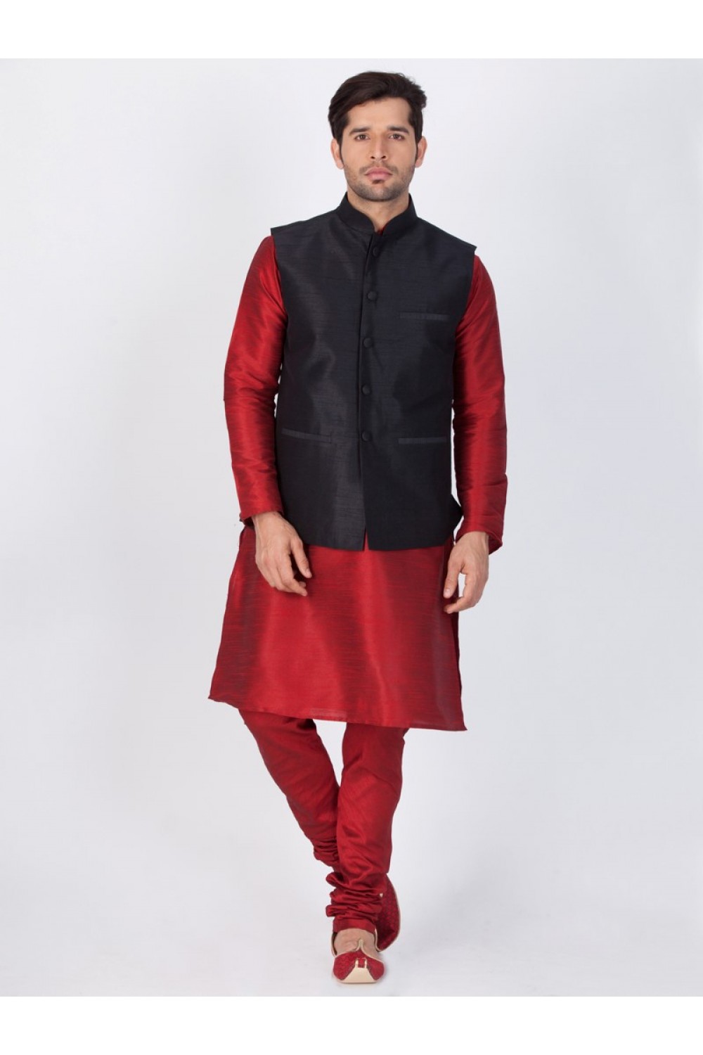 6 Different Types Of Men’s Kurta To Get Best Ethnic Look