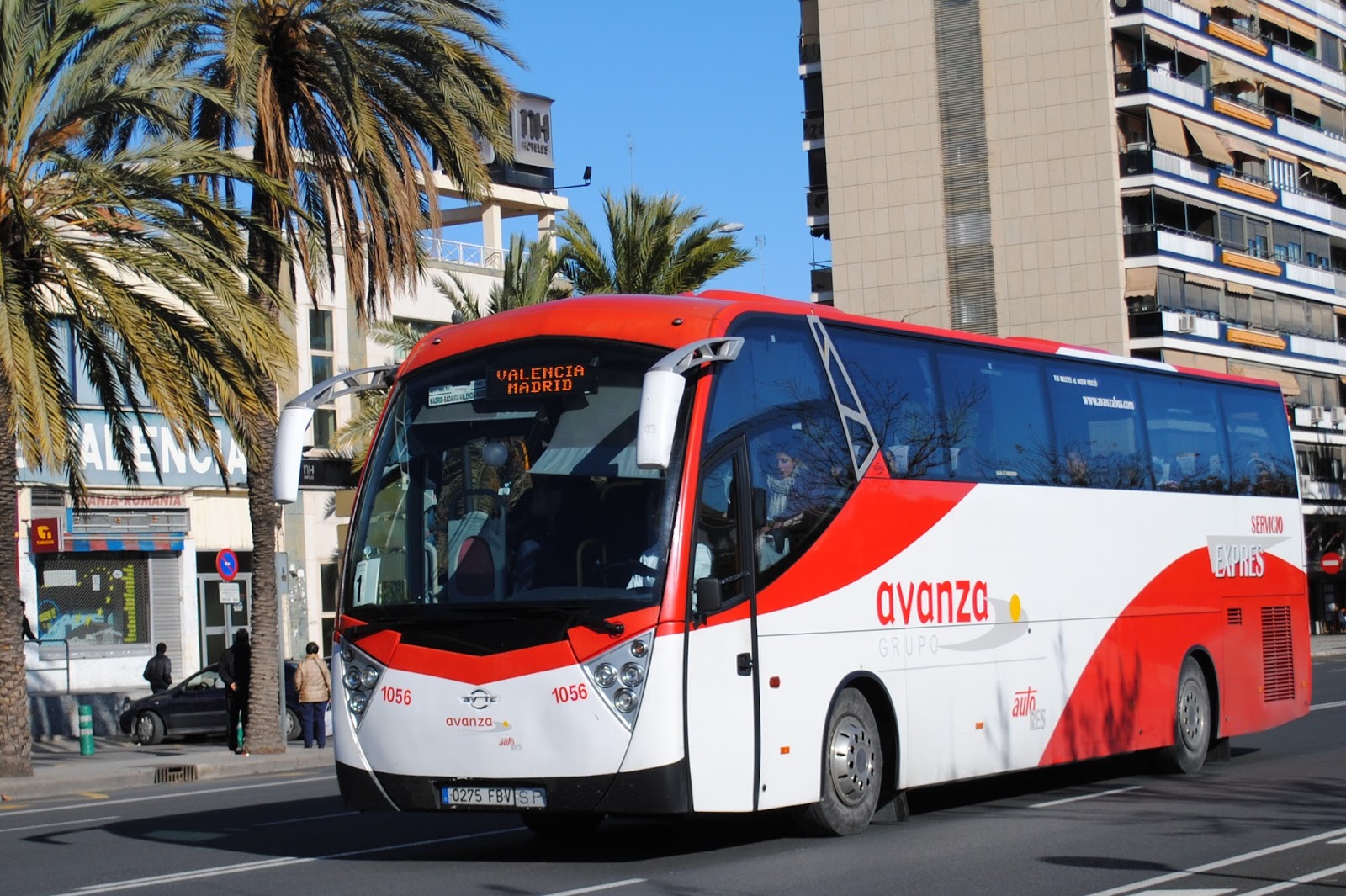 Autocares en Valencia: Auto - Res 1.056. Servicio Exprés