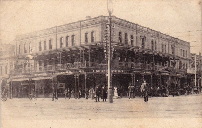 32 Fascinating Photos Capture Street Scenes of South Australia Around ...