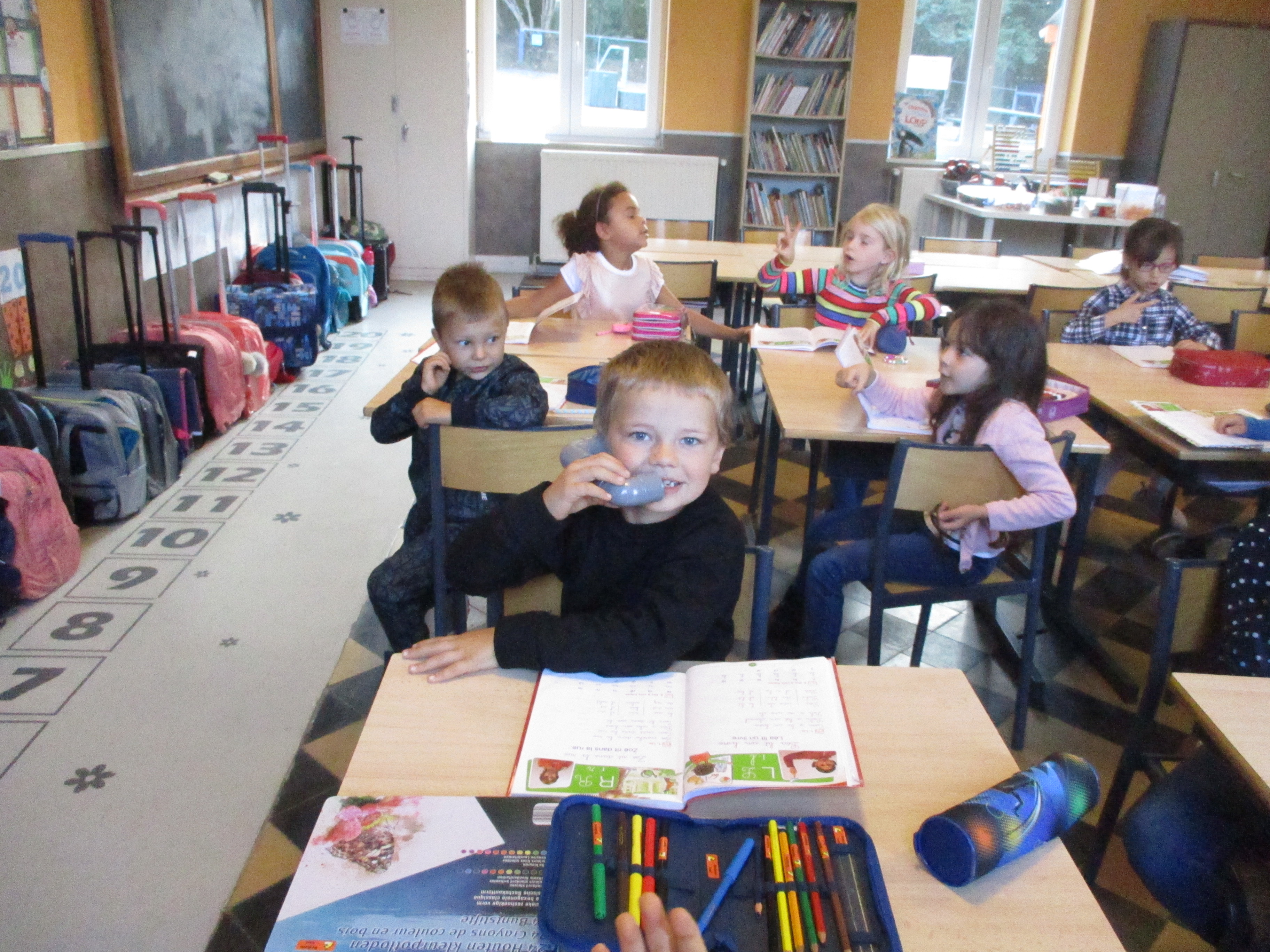 Lecture à l'aide du "toobaloo" - École Saint-Joseph à Wonck - Blog