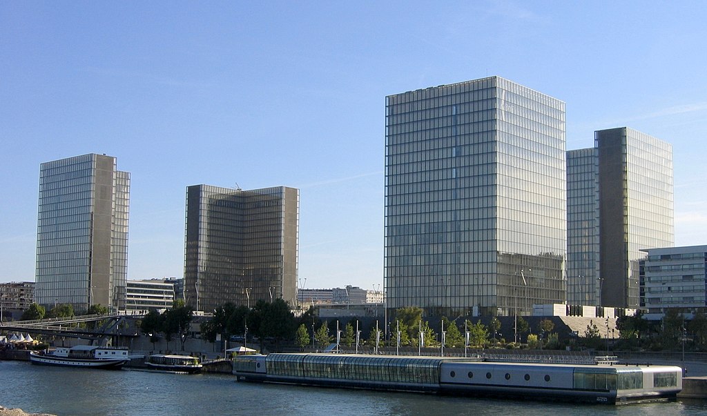 Le Bâtiment: Dominique Perrault, architecte