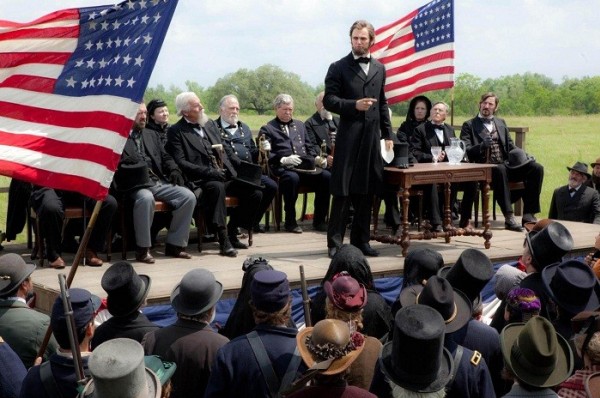 Recensione: LA LEGGENDA DEL CACCIATORE DI VAMPIRI (2012)