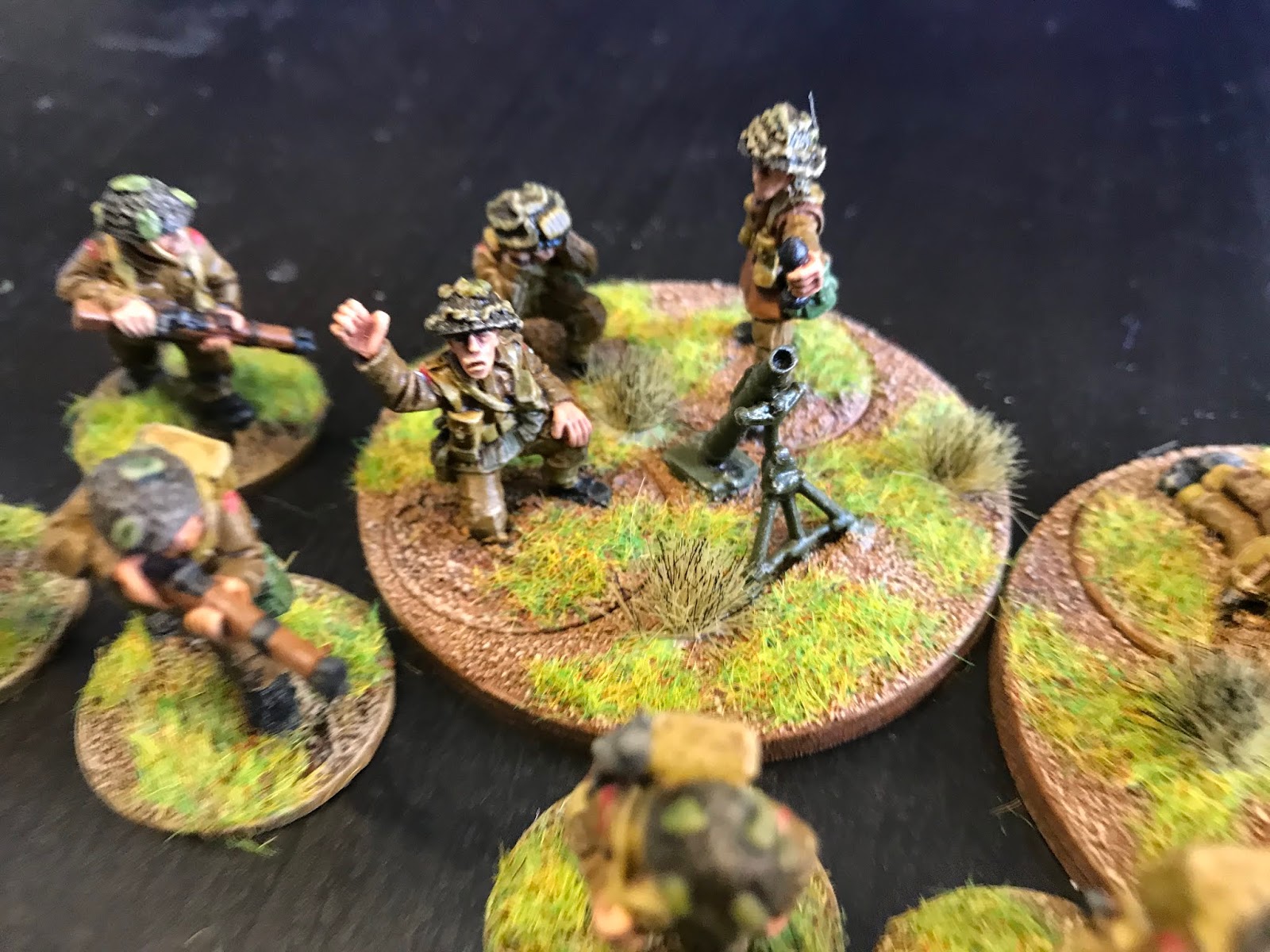 Tim's Tanks: 28mm British WW2 - Crusader Miniatures & 1st Corps Figures