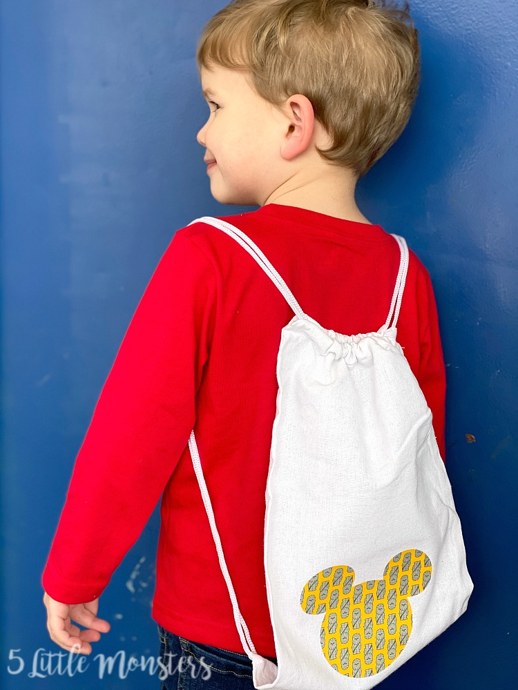 5 Little Monsters: Easy Drawstring Backpacks for Disneyland