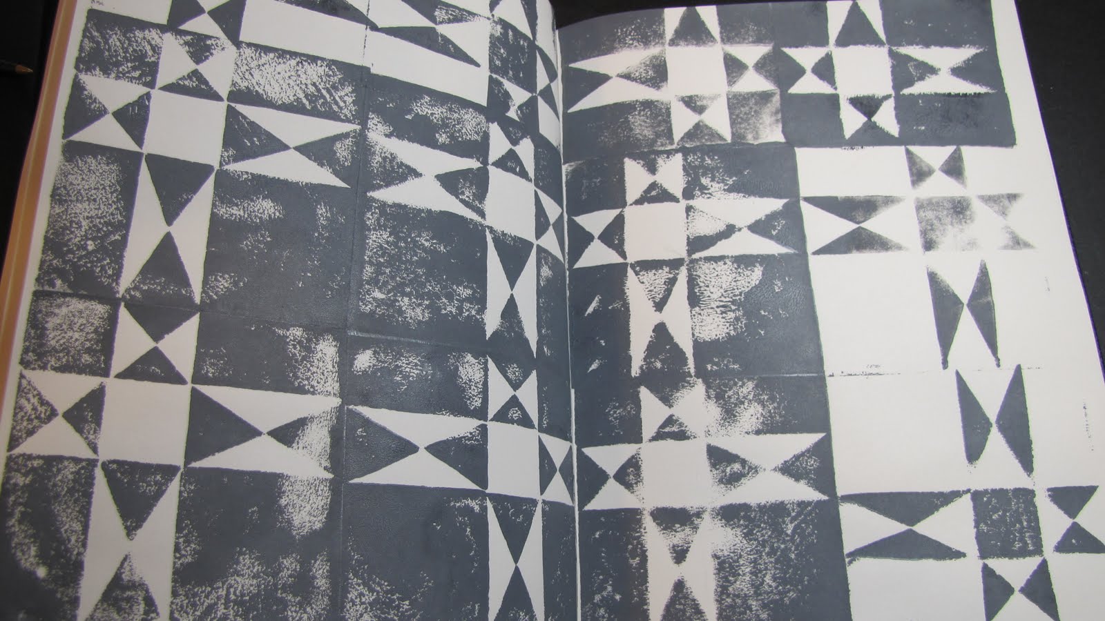 London-Wul Fibre Arts: SAMPLING WITH STAMP AND STITCH