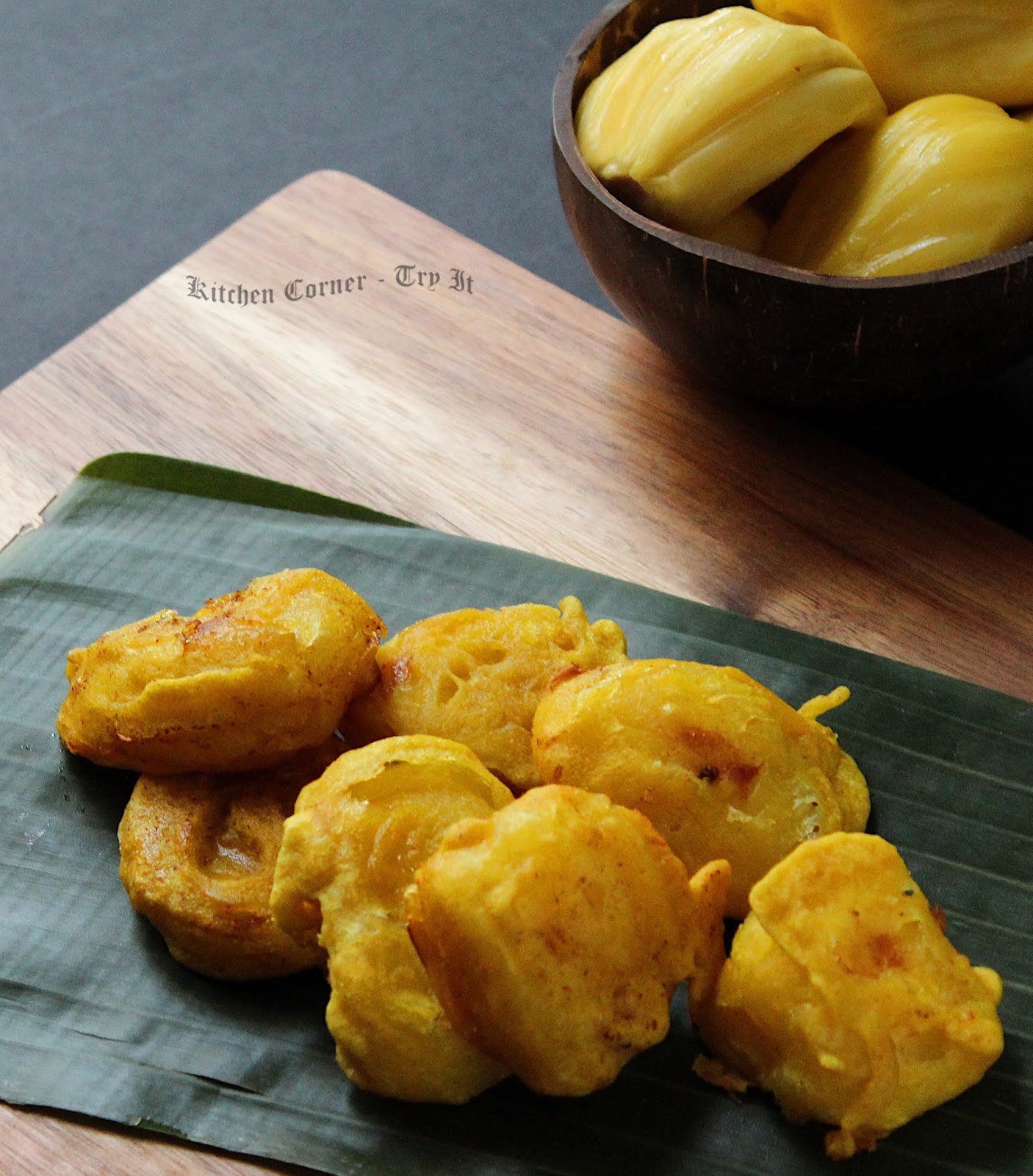 Chakka Pazham Pori- Chakka Appam/ Ripe Jack Fruit Fritters