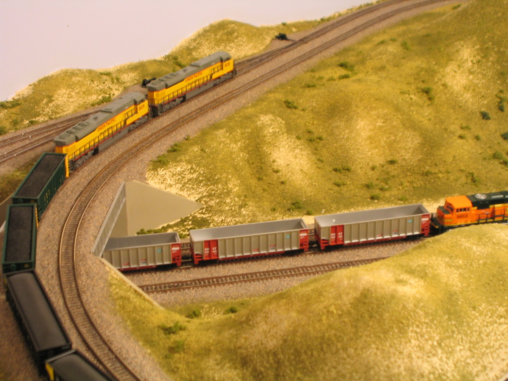 N Scale Addiction: More Photos of my First N Scale Model Railroad