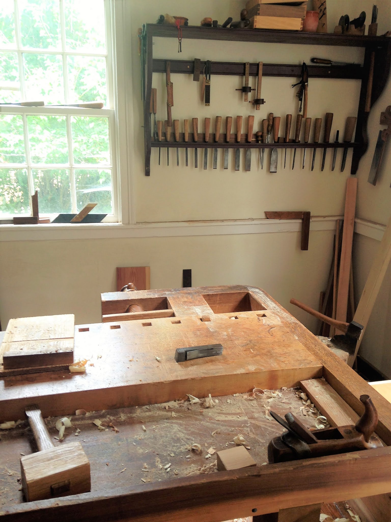 Colonial Quills: Early American Woodworking